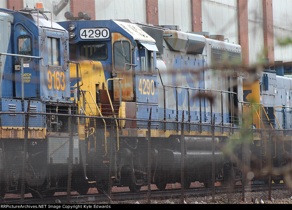 CSX GP39 #4290